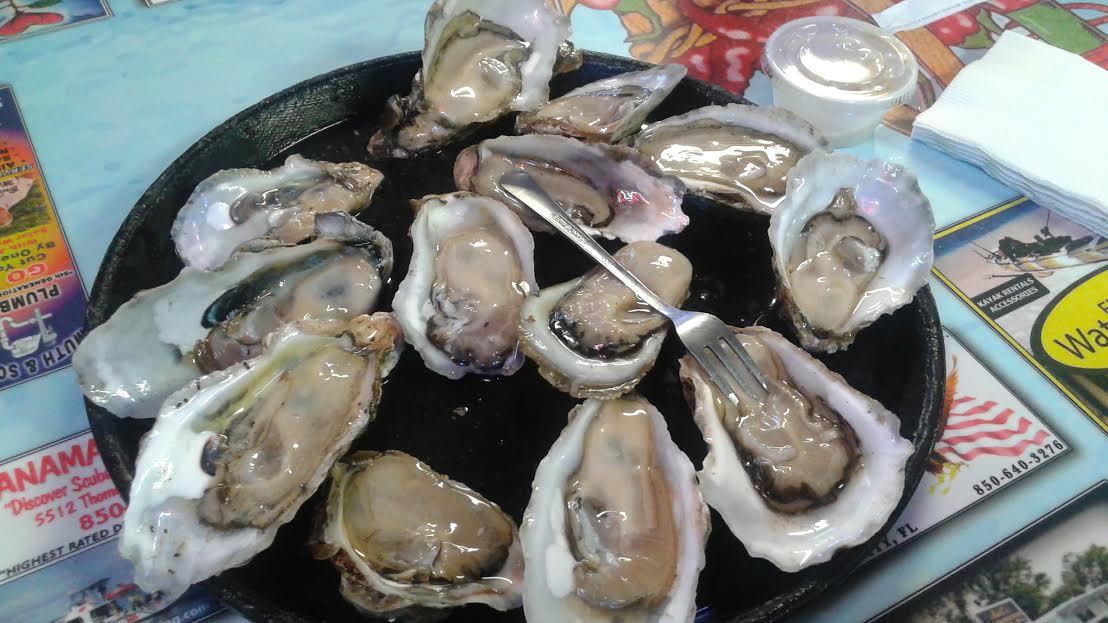 FRIED CHICKEN LIPS: Hunt's Oyster Bar & Seafood Restaurant