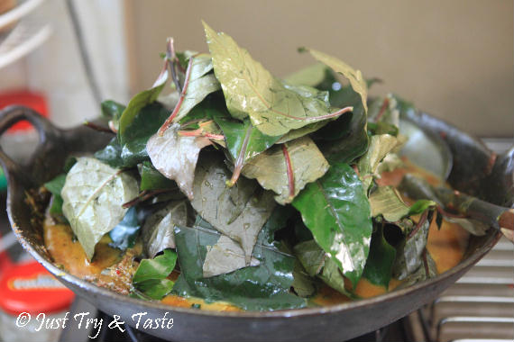 Resep Rendang Daging Sapi Spesial Dengan Daun Puding | Just Try & Taste