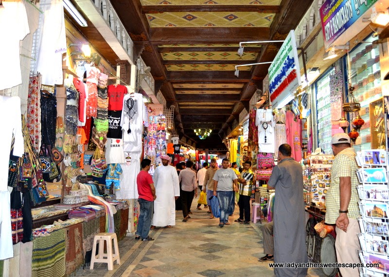 Oman: Meandering in Mutrah Souq | Lady & her Sweet Escapes
