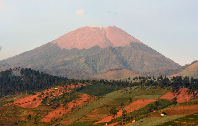 SLAMET MOUNT, Central Java Tourism ( Indonesia)