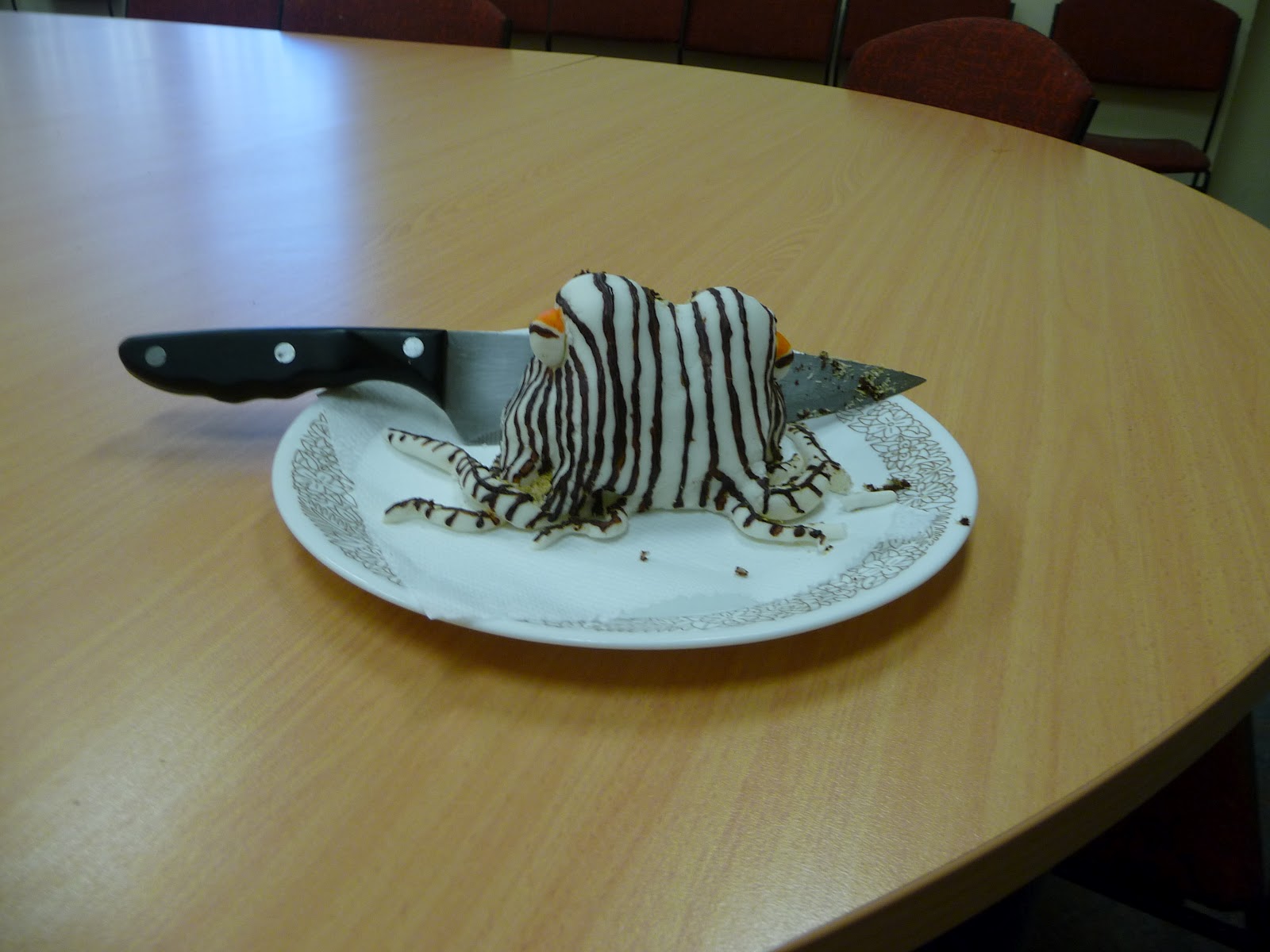 cakey fun!: Sarah's cute cuttlefish cake