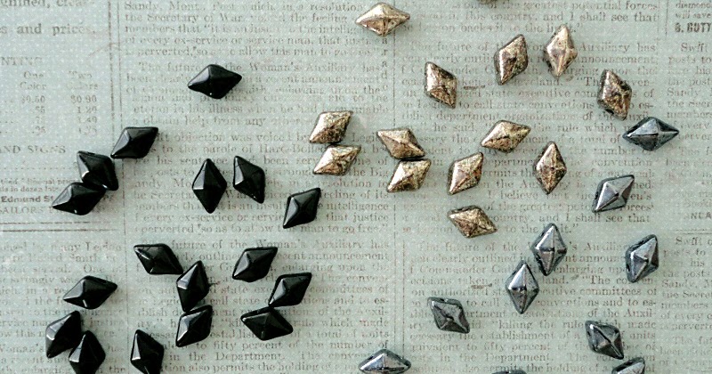 Linda's Crafty Inspirations: Where to buy DiamonDuo Beads