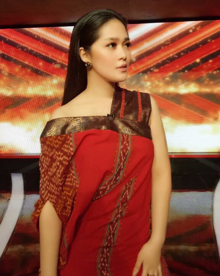 Biodata Artis: Profil dan Biodata Gracia Indri Lengkap Dengan Agama ...