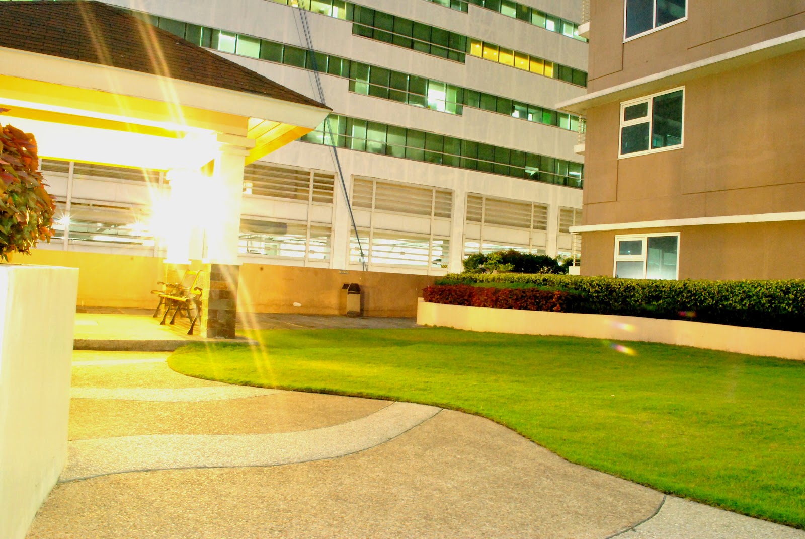 Philippines: 21st Century Parks: One Gateway Place