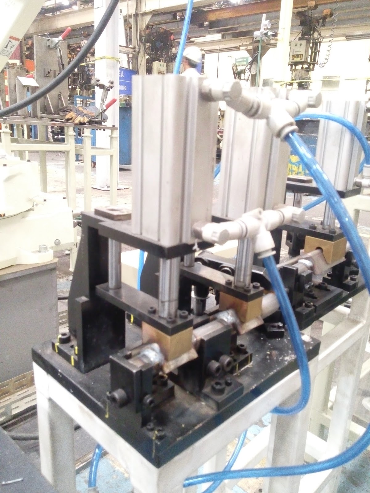 Info Unik dan Update: Fungsi Jig Pada Mesin Las Robot