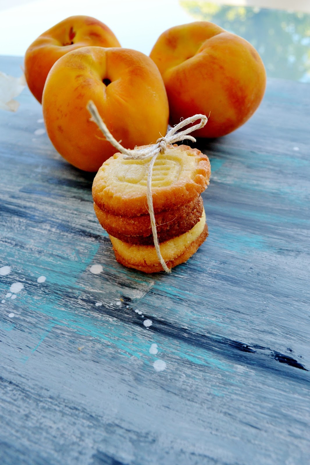 Crostata alle pesche "Percoche" con crema al latte fermentato e ...