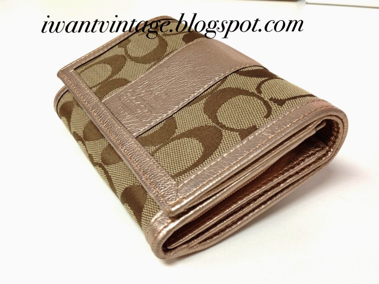 I Want Vintage | Vintage Designer Handbags: COACH Signature Medium ...