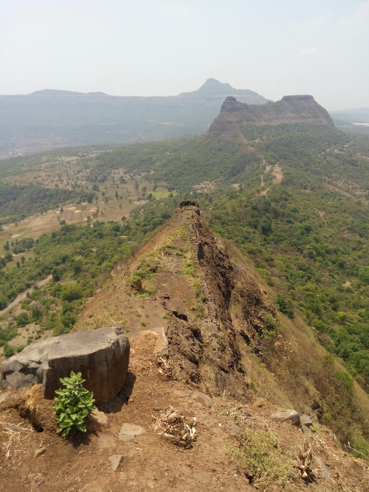 Tung Fort or Kathingad near Pawna Lake in Lonavala | The journey of a ...
