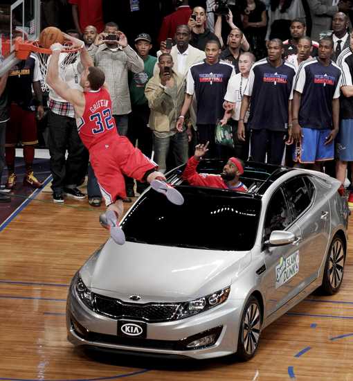 Blake griffin car dunk - Blog2Best