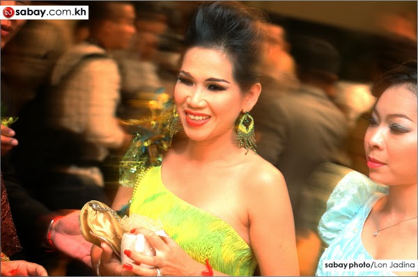 Cambodian Stars: FAMOUS CAMBODIAN STARS