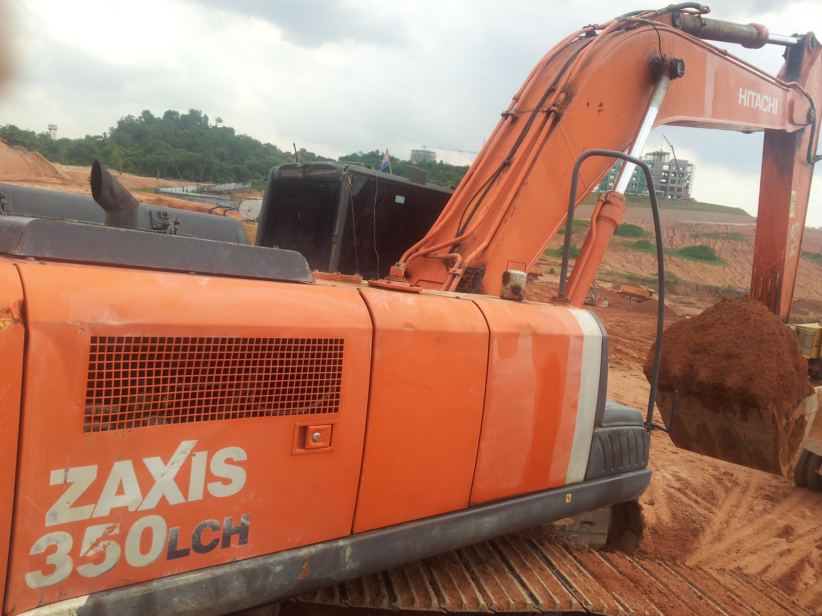 Construction Equipment: Hitachi Zaxis 350 LCH excavator