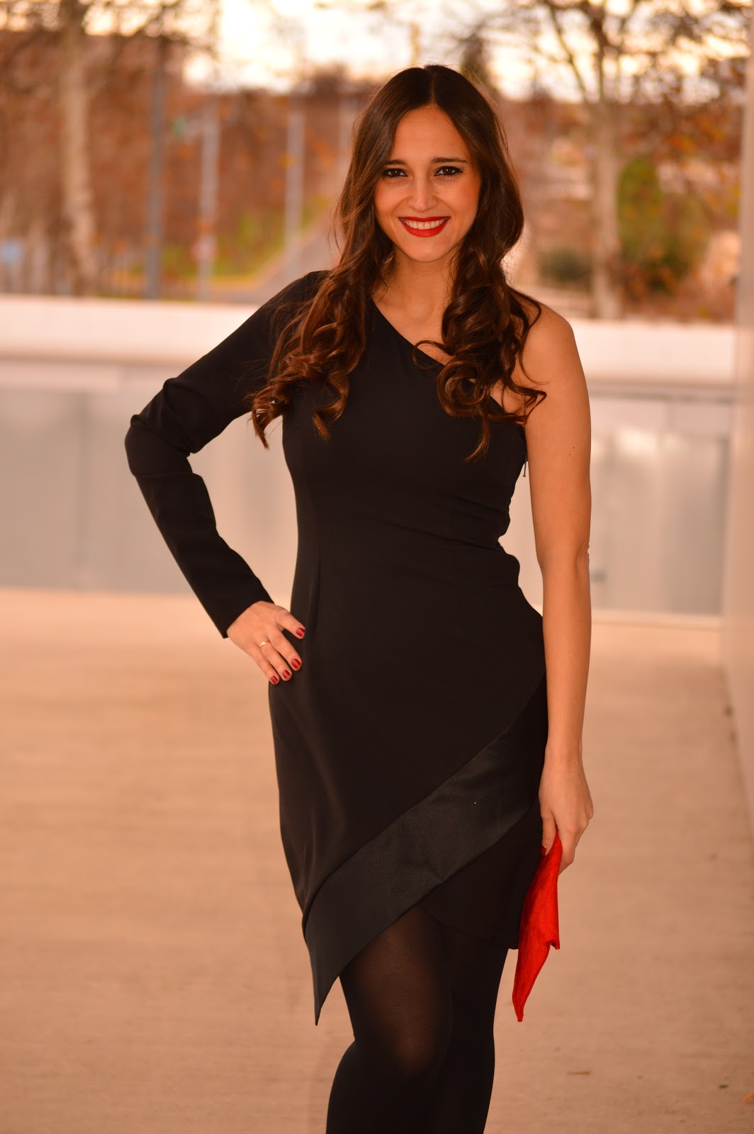 1000 MANERAS DE VESTIR: Vestido asimétrico