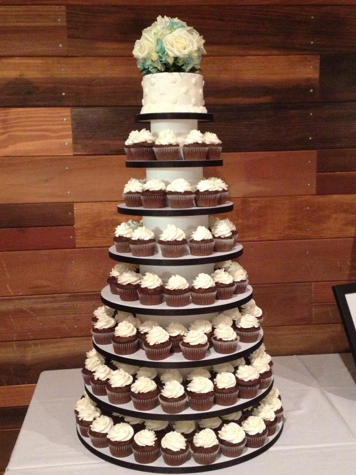 Cakes By Nichole: Wedding Cupcake Tree
