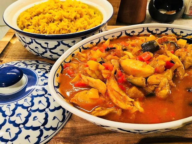 Saras madunivers: Indisk Kardemommekylling med lime og krydrede ris med linser.