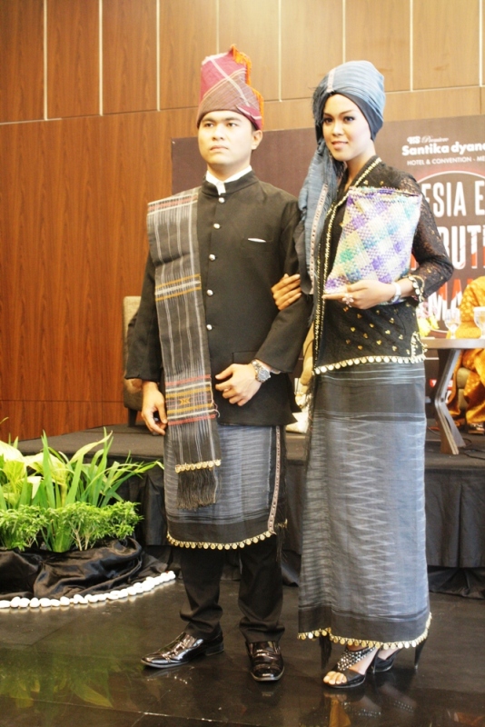 Batak People: March 2013