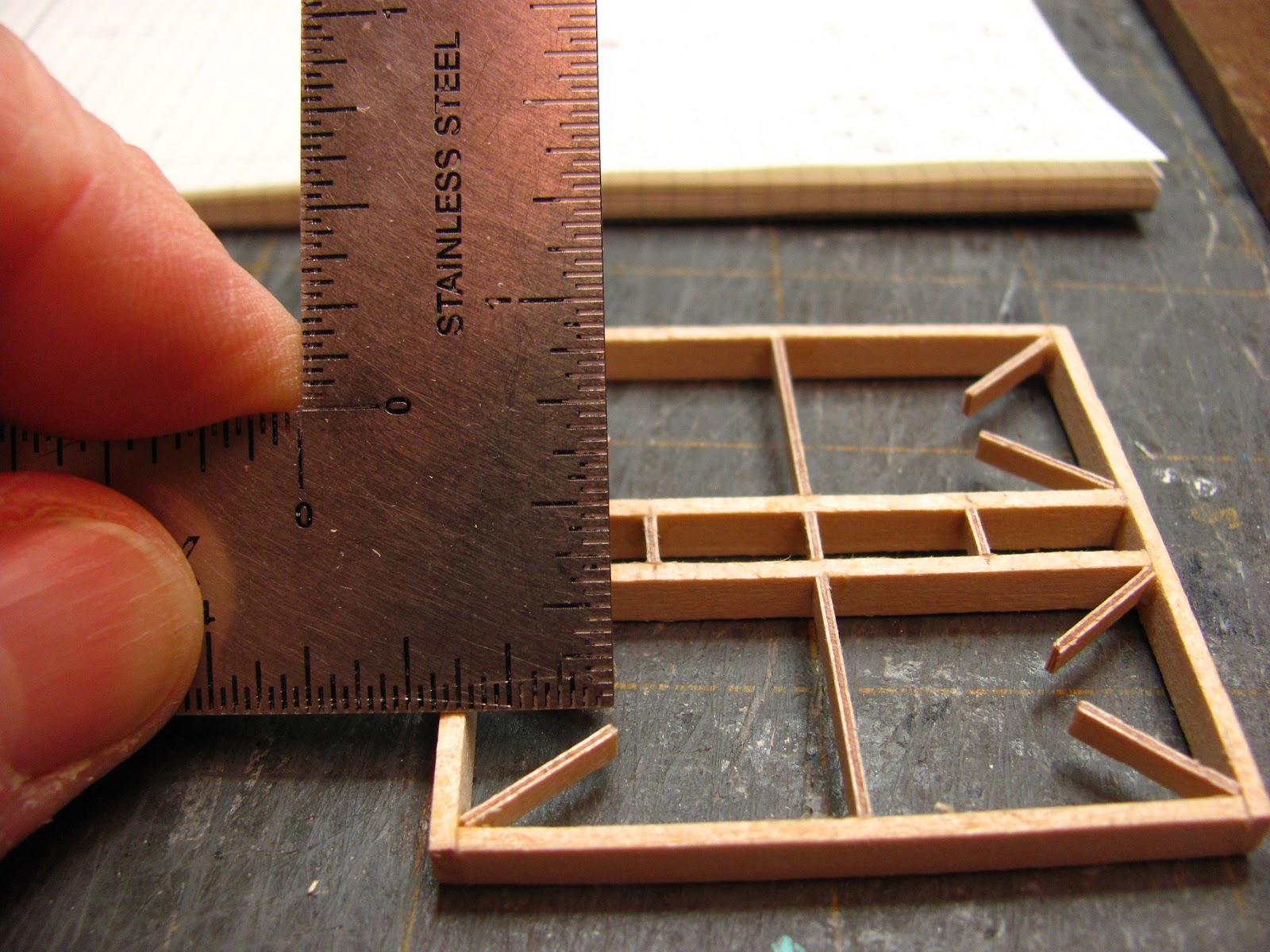 Dollhouse Miniature Furniture - Tutorials | 1 inch minis: 1 INCH SCALE ...