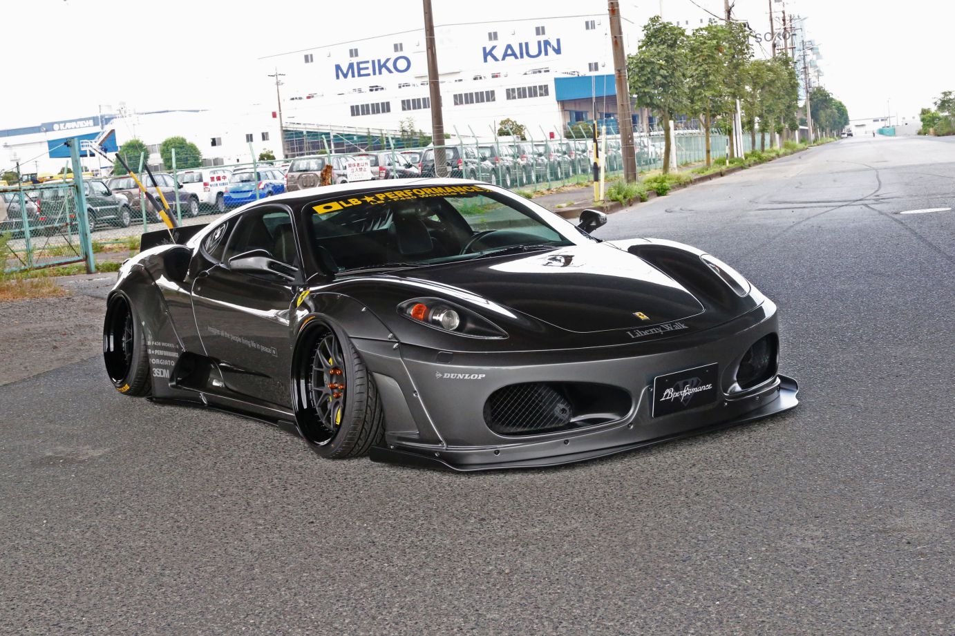 Тюнинг Ferrari F430 от Liberty Walk