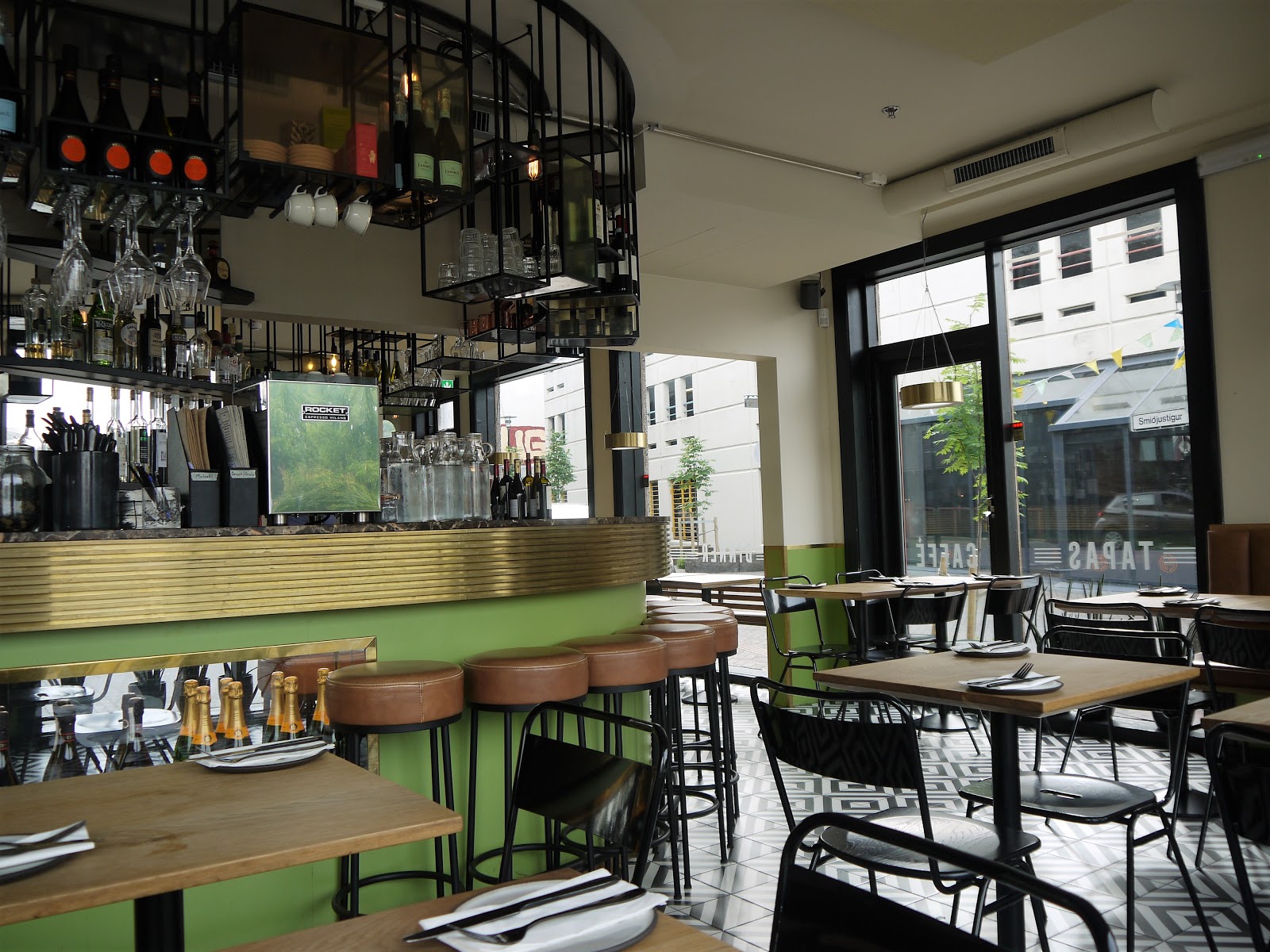 Island-Fan Kochbuch: Mat Bar, Reykjavík