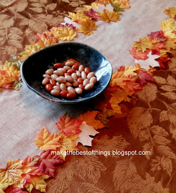 Make The Best of Things: DIY Faux Leaves Table Runner