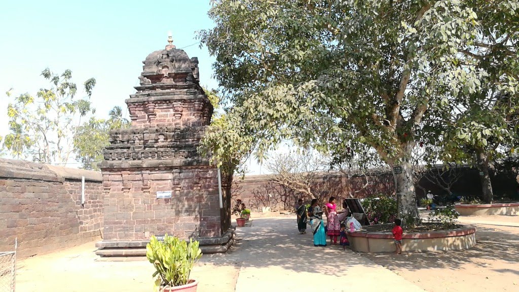 Hindu Temples of India: Kumararama Bhimeshwara Swamy Temple, Samalkota ...