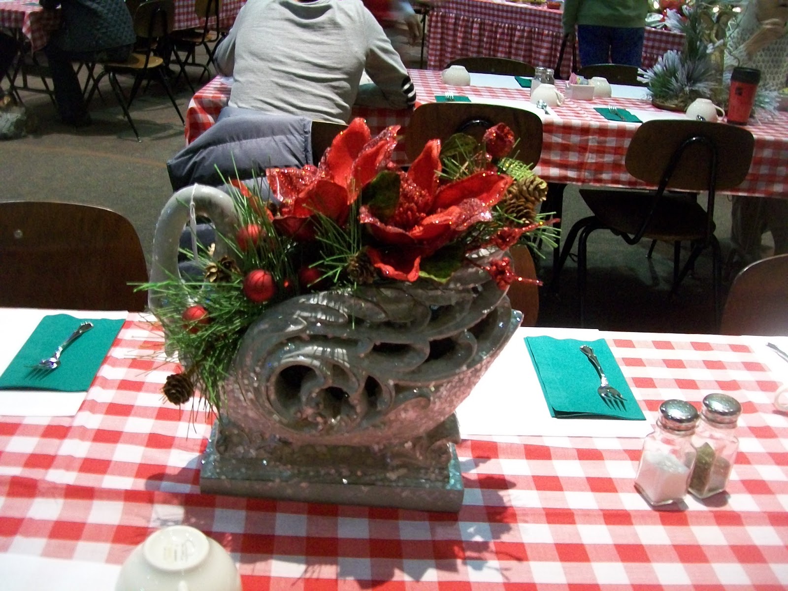 Michigan Cottage Cook: CENTERPIECE IDEAS FOR FALL AND CHRISTMAS FROM