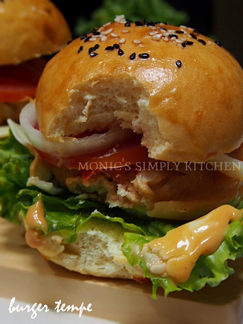 Resep Burger Tempe - Monic's Simply Kitchen