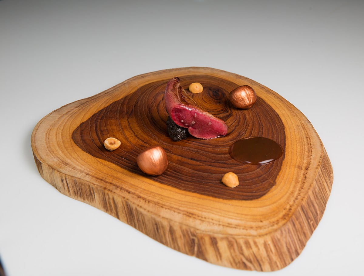 The Tower of Babel: Chef Eneko Atxa (Azurmendi Restaurant) (Esp) (Engl)