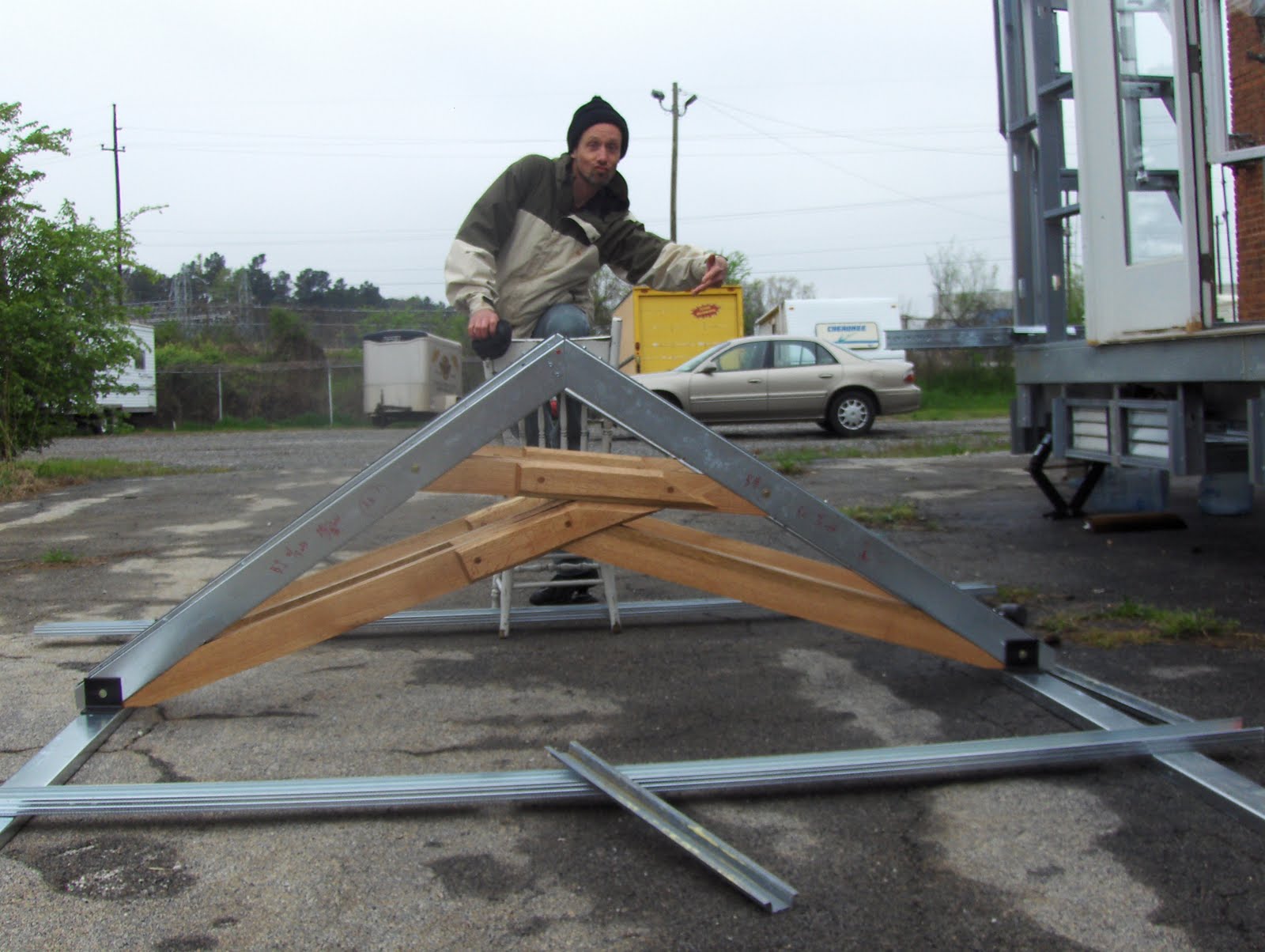 Building a Home-made Solar Powered Travel Trailer From the ground up ...
