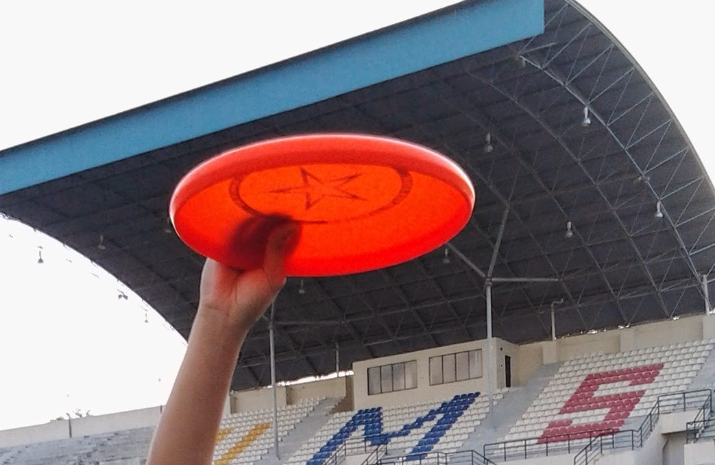 Sukan Ultimate (Frisbee): TEKNIK DAN STRATEGI PERMAINAN