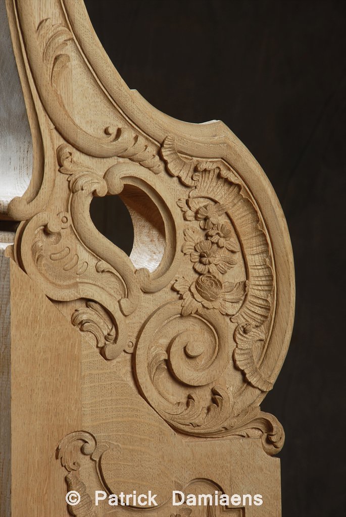 ORNAMENTAL WOODCARVER Patrick Damiaens: CUSTOM-MADE Stair-newels | HAND ...