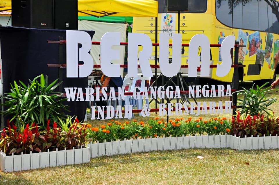 PEKAN BERUAS - TOURISM MANJUNG