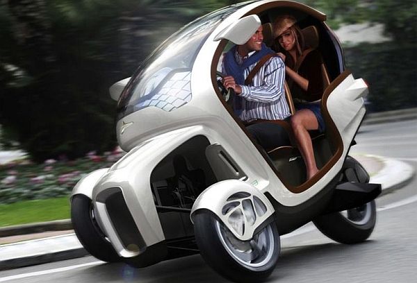 MOBILICS: Vehicul Electric cu Trei Roti de ICONA