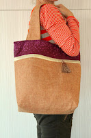 Totally Tutorials: Tutorial - How to Make a Color Block Tote Bag
