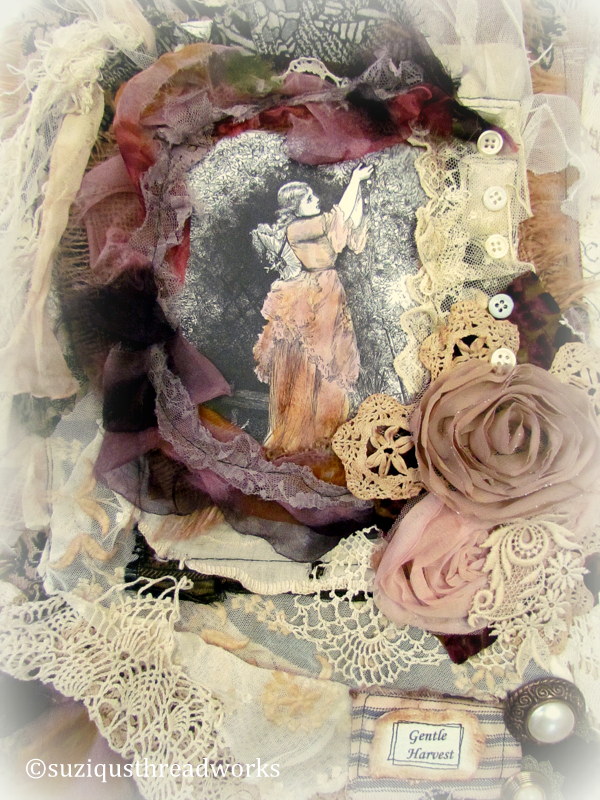 Suziqu's Threadworks: Vignette and Collages