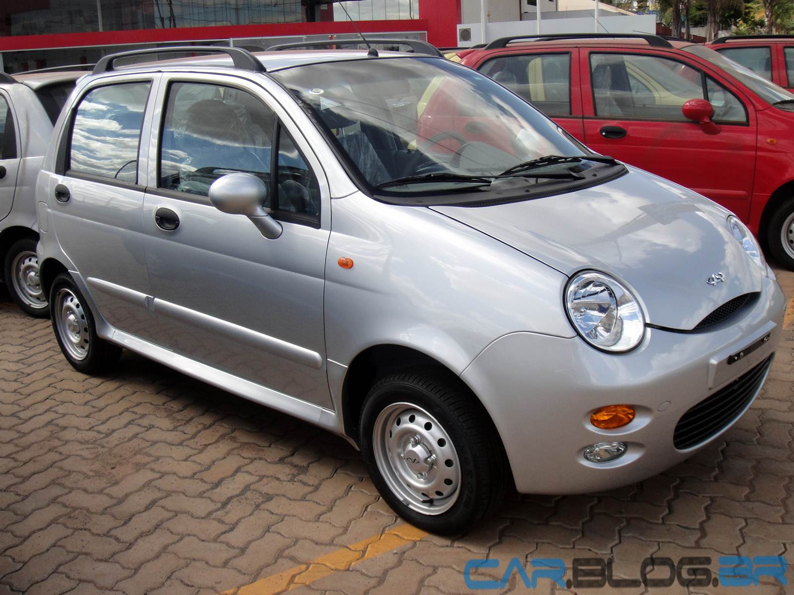 Chery QQ 2013: fotos, preço, consumo e ficha técnica e problemas | CAR ...