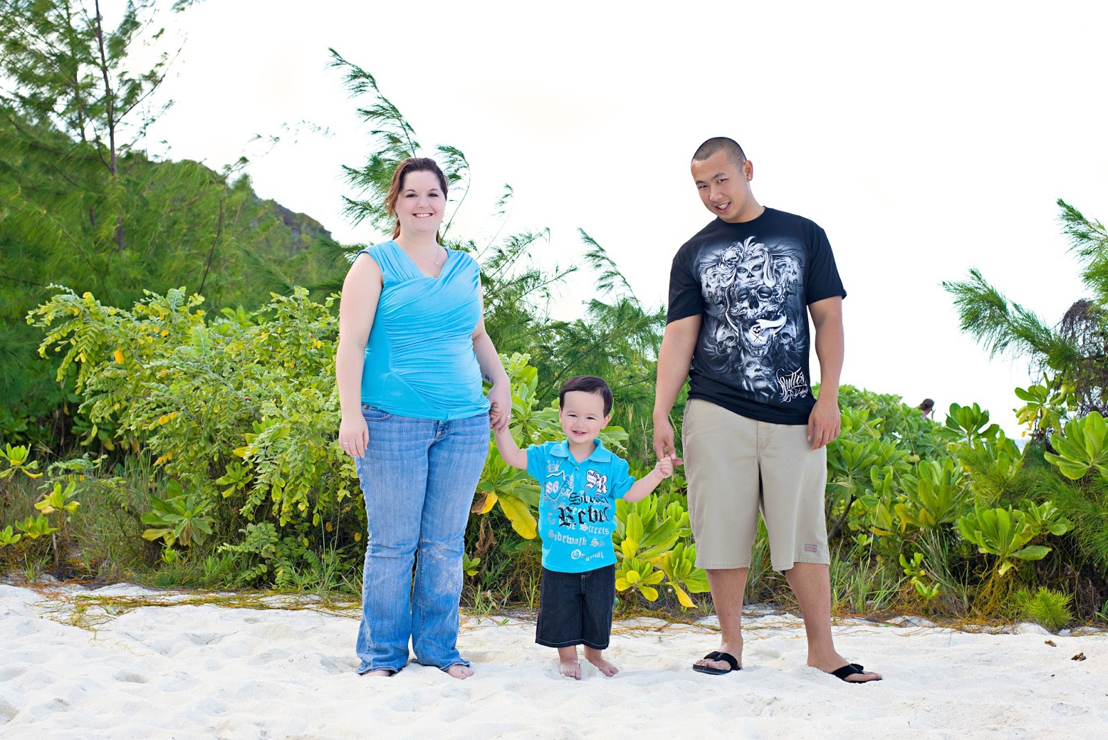 Rachelle Ann Photography Guam Photographer: -Pham Family- {Guam Family ...