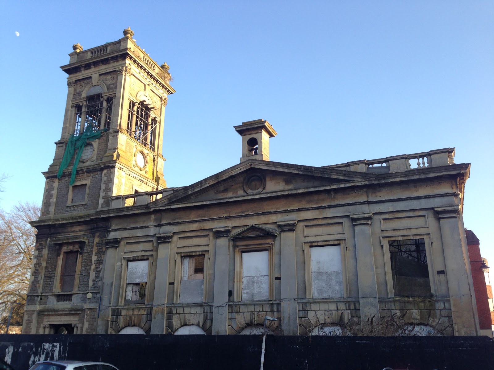 Styling and Salvage: The Locarno Swindon