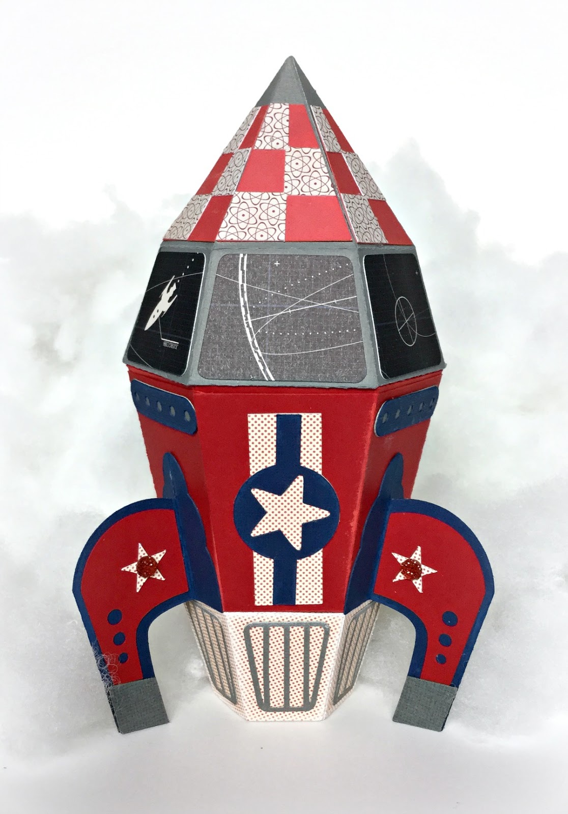 Pinch Your Chic: 3D Paper Rocket for an "Outta This World" Dad