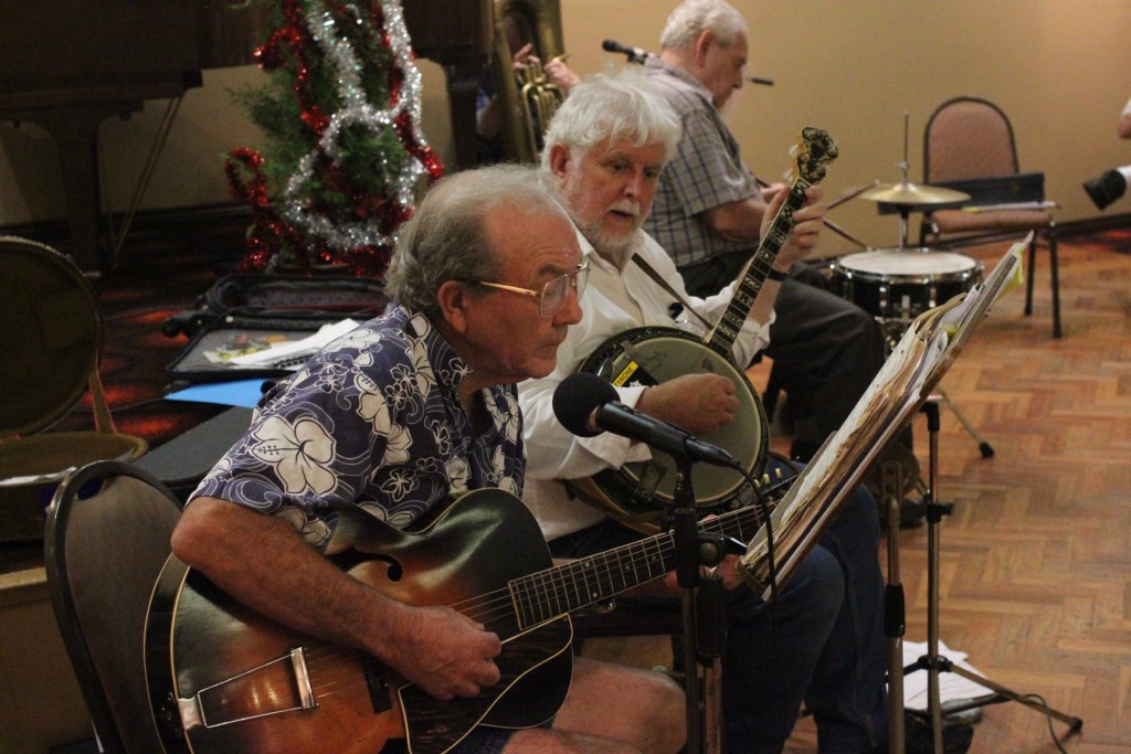 Sydney Banjo Band: The four string banjo in Sydney, NSW...Jazz banjo ...