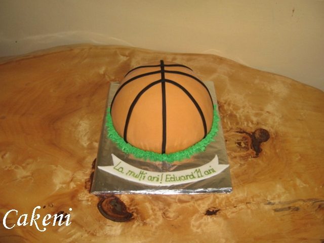 Kreativ Torta: Kosárlabda torta/Tort minge de baschet