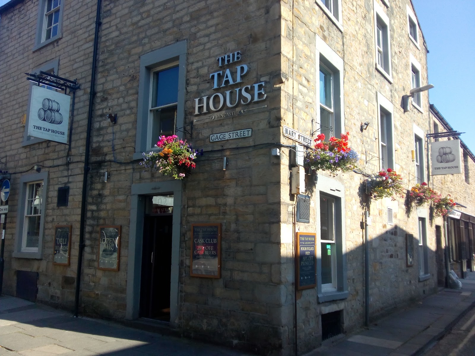 Beers, Steam and Nationals: Lancaster Pubs July 2018