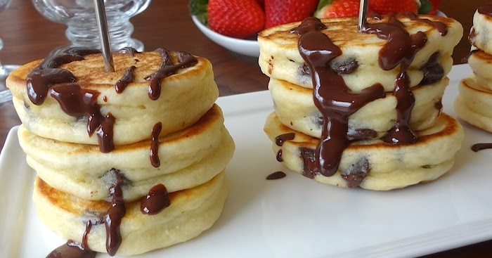 Mia's Domain: Gluten Free Chocolate Vanilla Pikelets