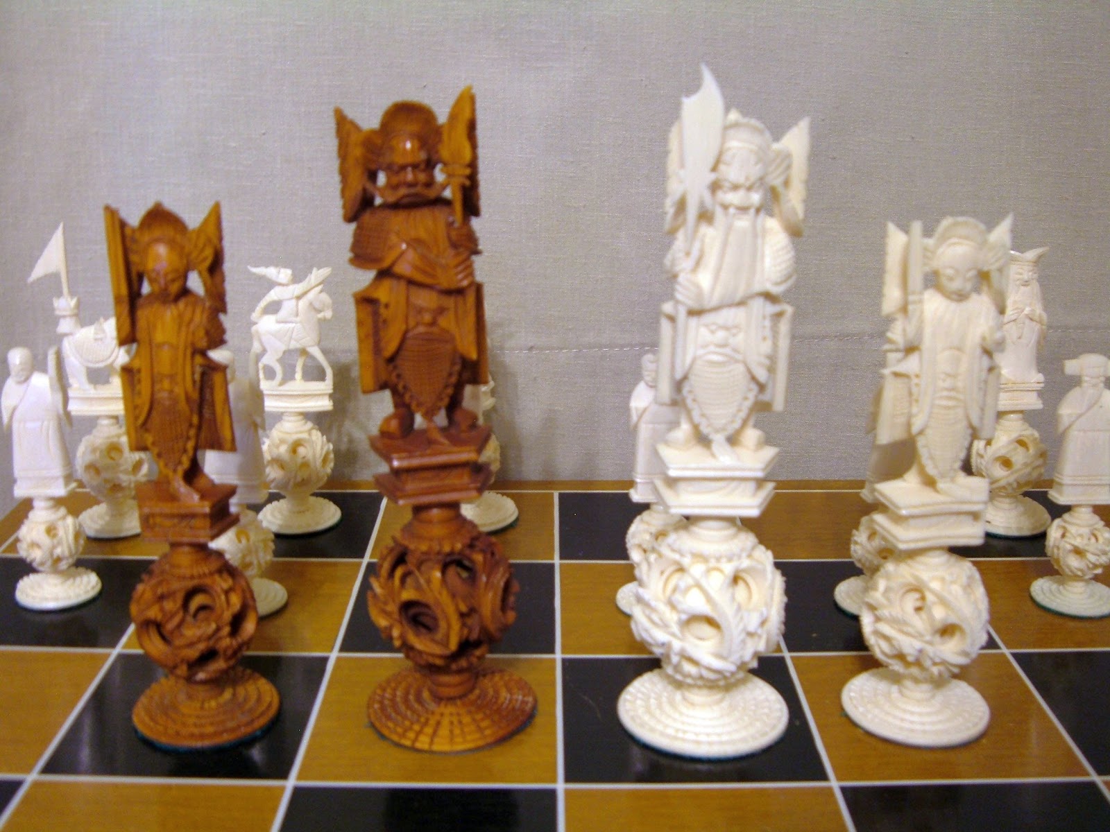 Jayaruh's Blog: Chinese Ivory Puzzle Ball Chess Set