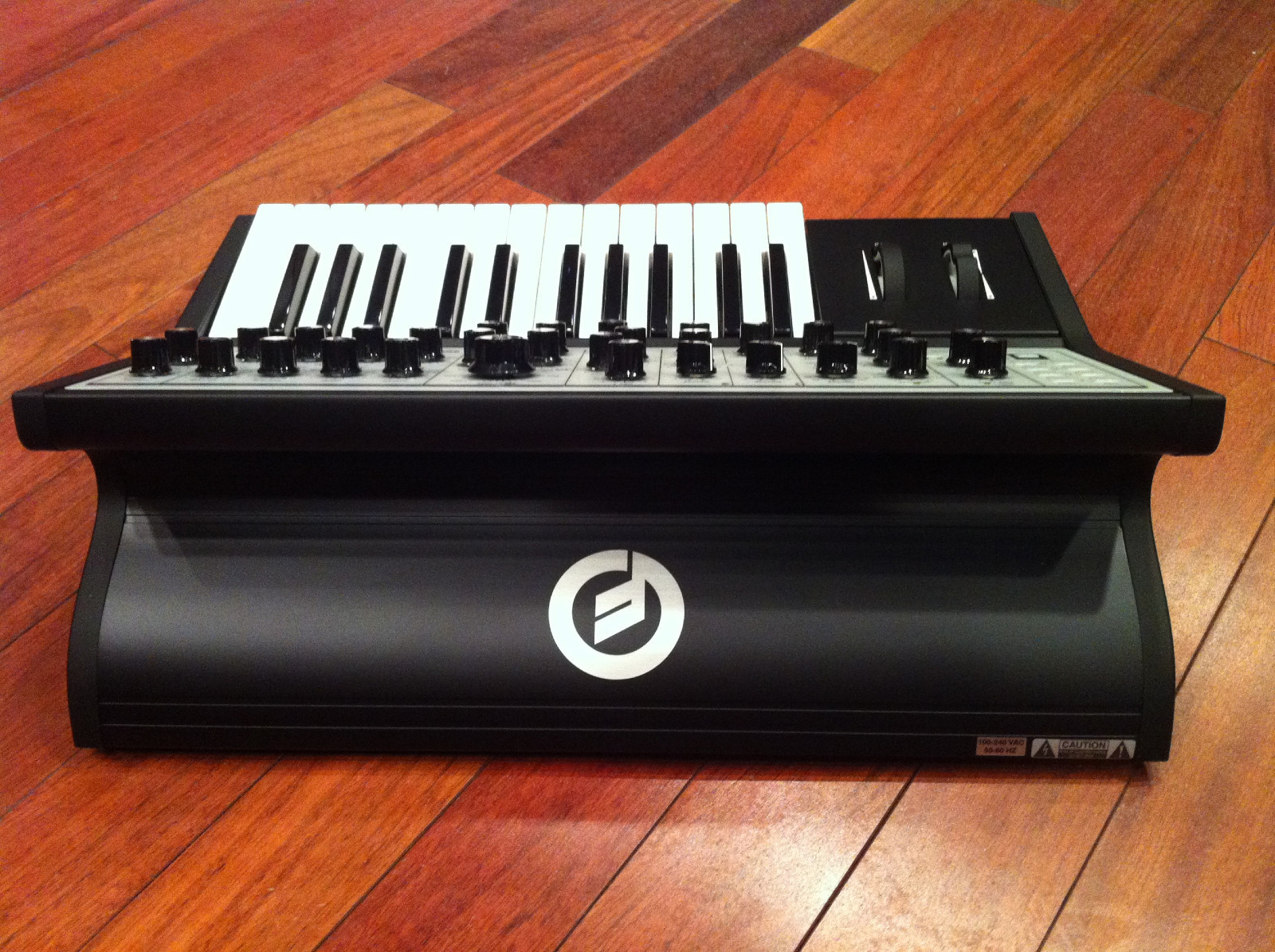 MATRIXSYNTH: Moog Sub Phatty Analog Bass Synth