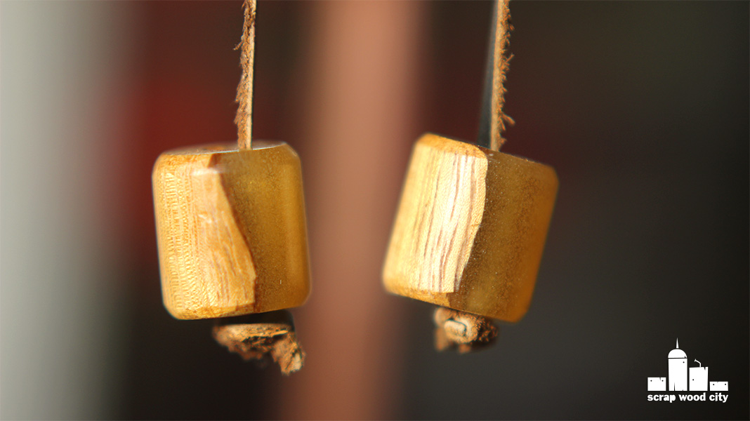 scrap wood city: How to make a wood and resin begleri - Anti stress ...