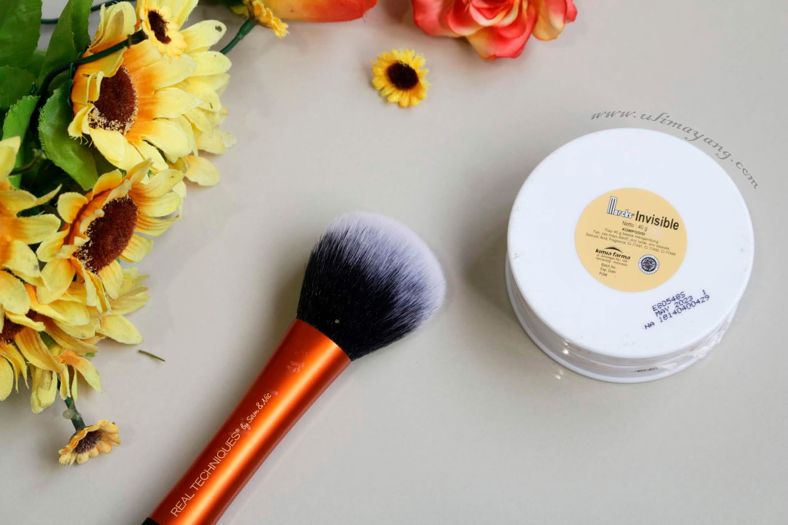 uli mayang: bedak lokal marcks beauty loose powder invisible kimia farma