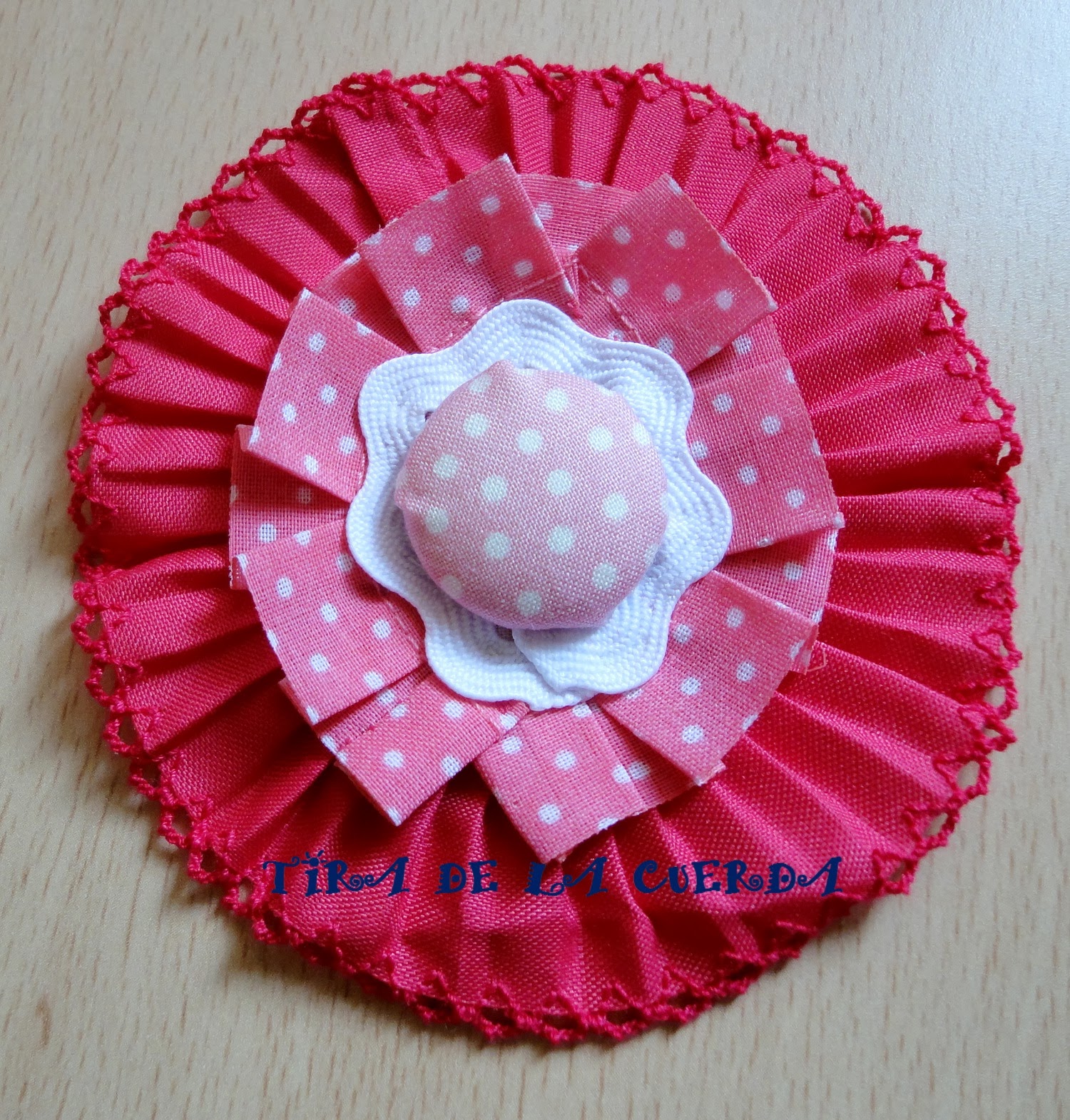 EL BLOG DE TIRA DE LA CUERDA: TUTORIAL: CÓMO HACER BROCHES DE TELA II