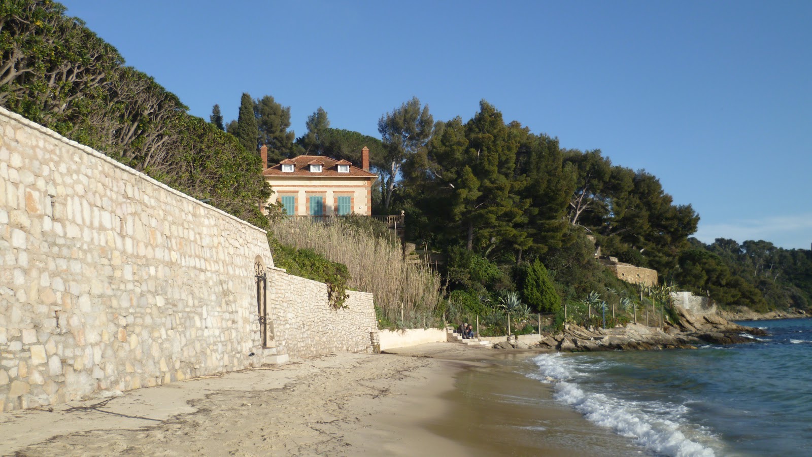 Architecture Street Style: A Beautiful Vernacular. Cavaliere, Provence.
