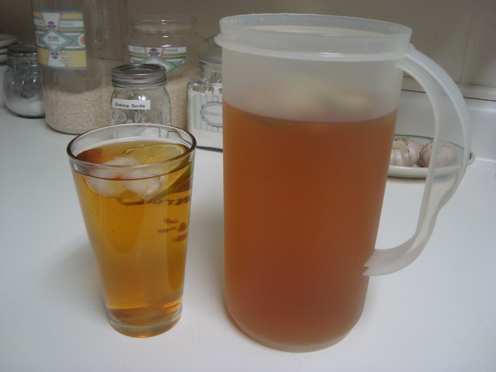 JWo Designs: Sweltering Summer Days: Lemon (or Lime!) Mint Tea Recipe