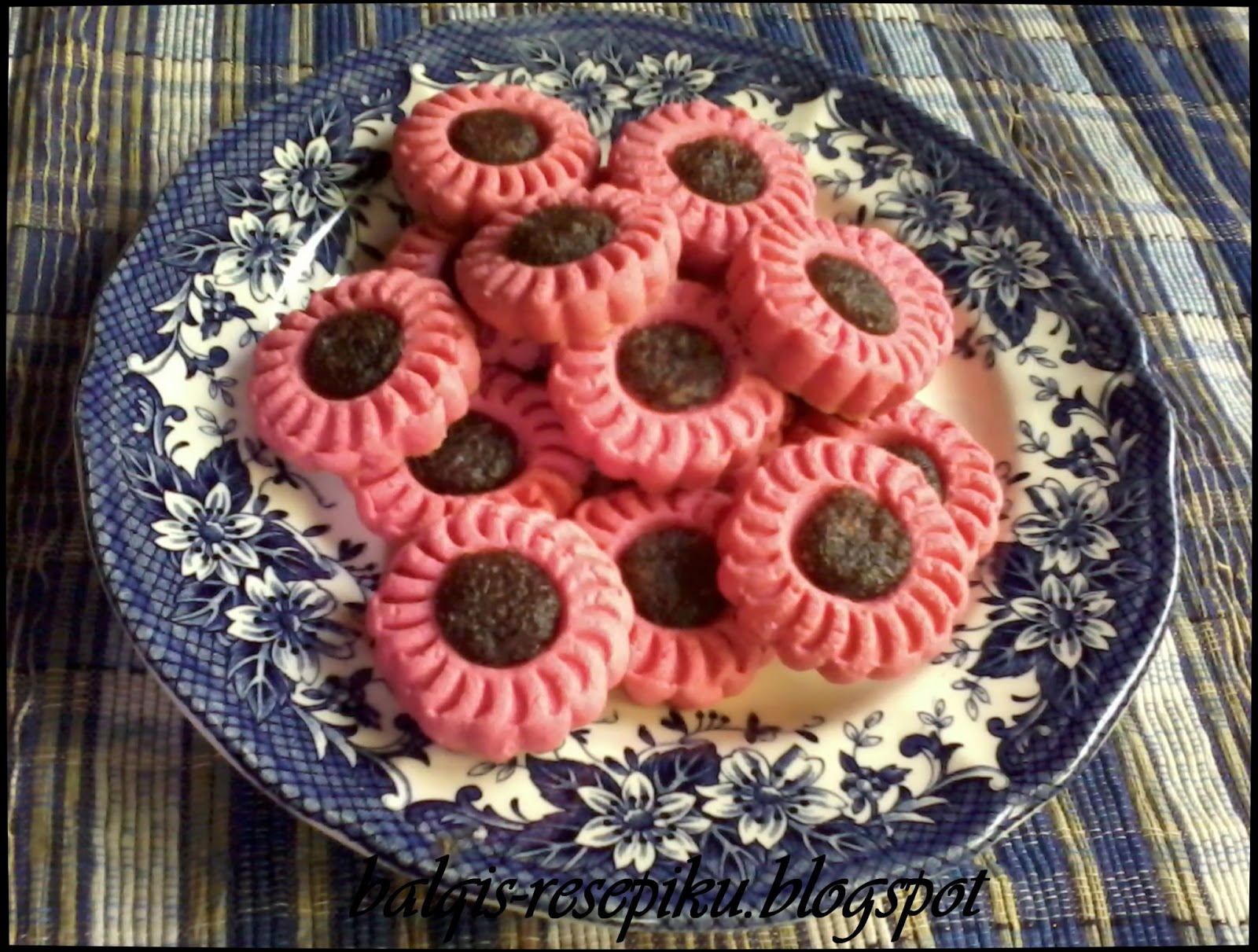 Biskut Bunga Blueberry